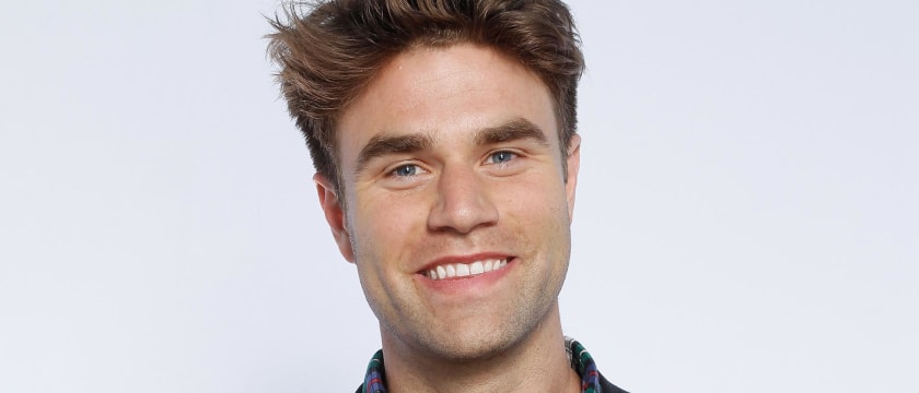 Matthew Broussard Tickets | Vivid Seats