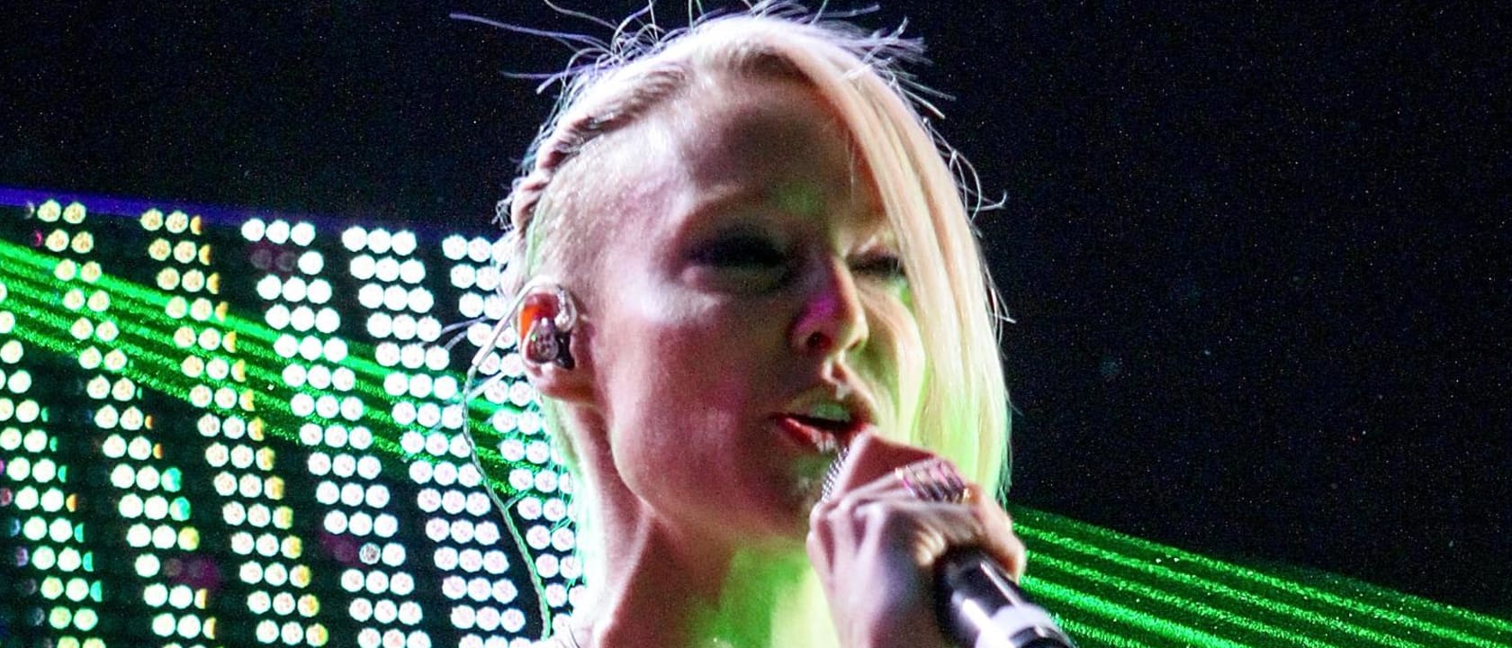 Emma Hewitt Tickets & 2025 Tour Dates