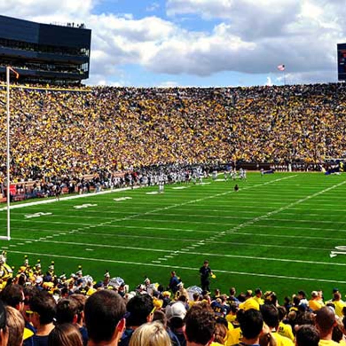 Michigan Stadium Seating Chart With Rows And Seat Numbers View ...