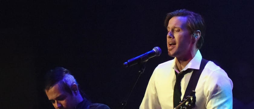 Building 429 Tickets | Vivid Seats