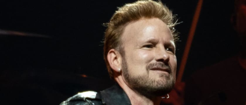 Corey Hart's Instagram, Twitter & Facebook on IDCrawl