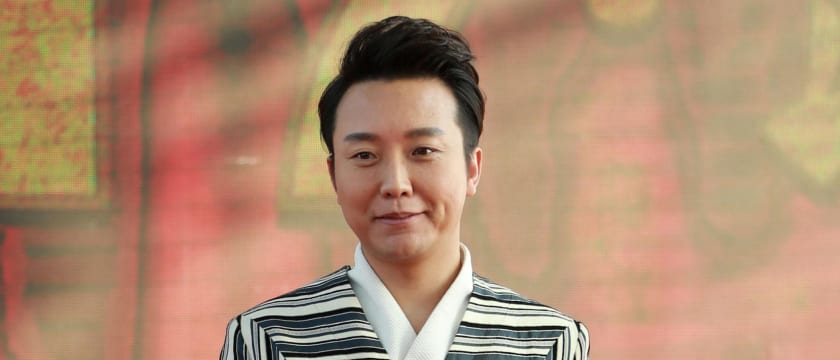 Li Yugang Tickets | Vivid Seats